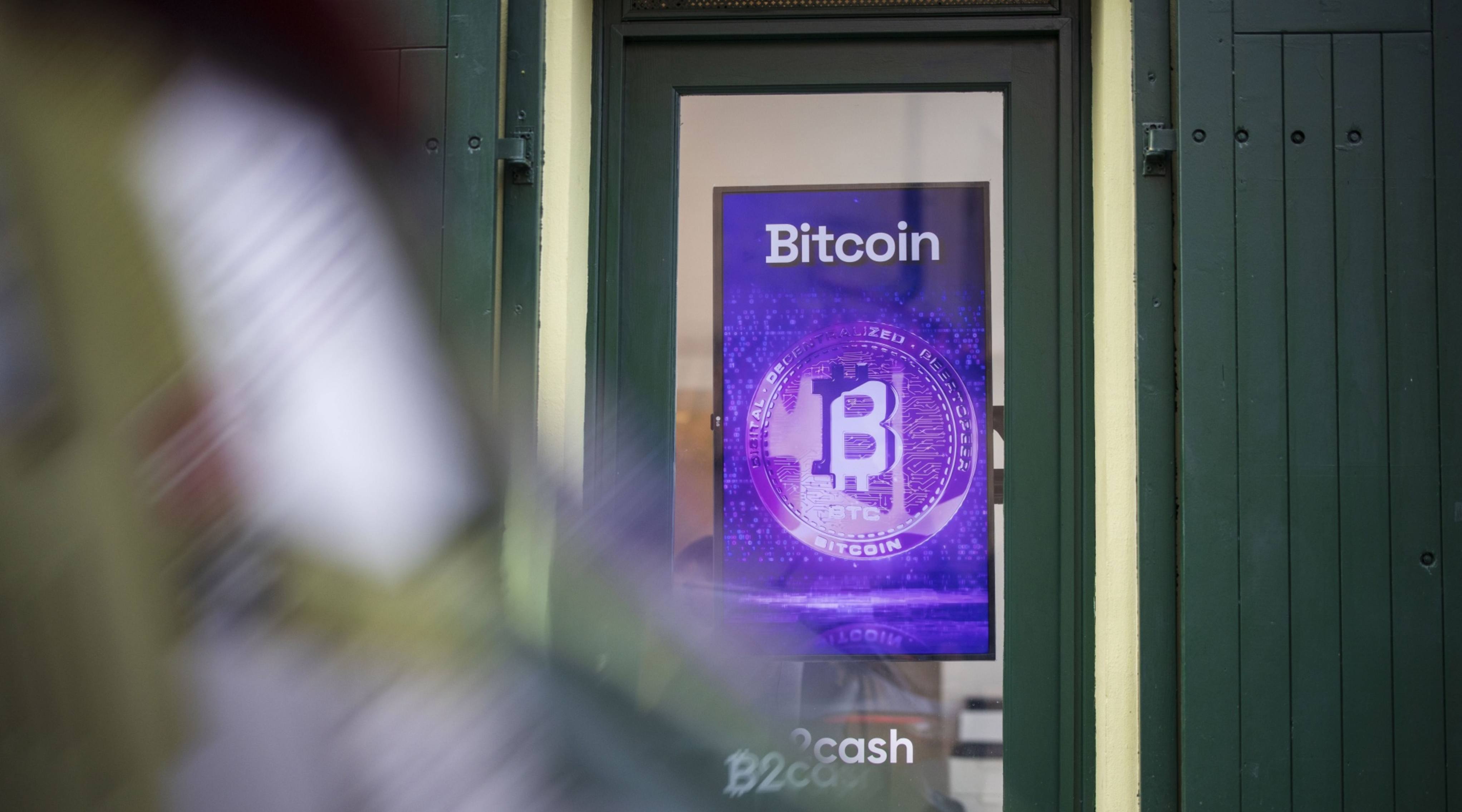 Bitcoin eyes longest winning run in a year as ETFs attract inflows